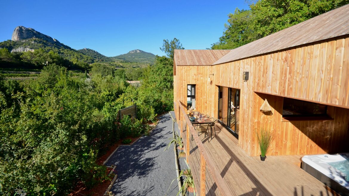 Gîtes de charme en Provence | Cabanes de Provence